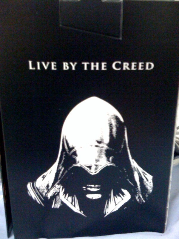 Assassin’s Creed II – White and Black collector’s editions unboxing ...