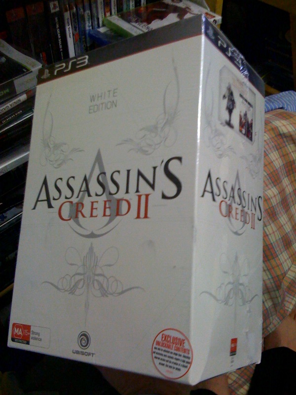 Assassin’s Creed II – White and Black collector’s editions unboxing ...